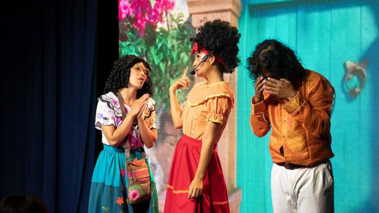 “LA FAMILIA MADRIGAL” REGRESA POR OCHO ÚNICAS FUNCIONES - Ciudad