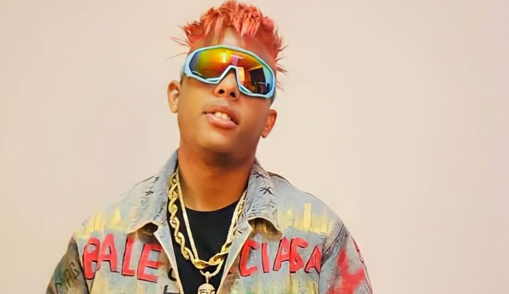 WOW POPY LA ROMPE CON MÚSICA DE REPARTO - Ciudad
